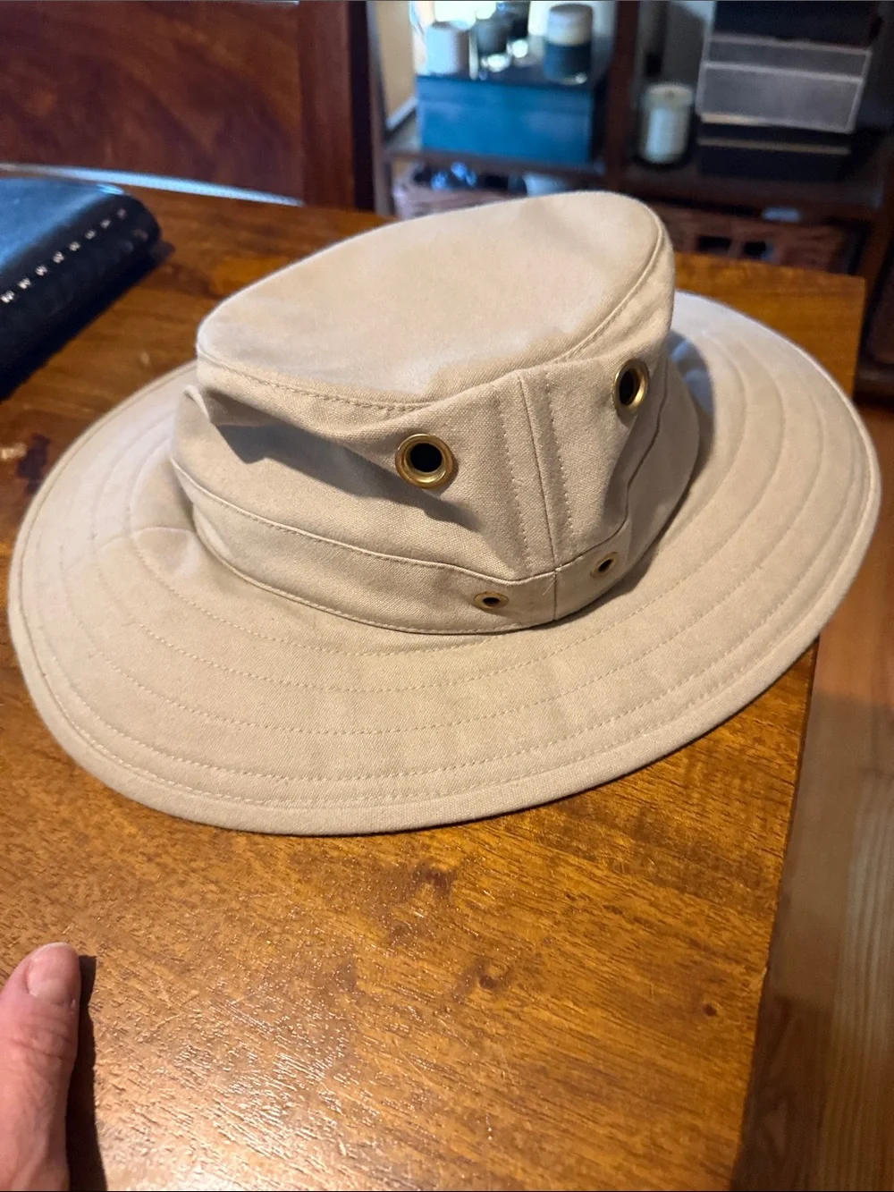 Tilley | Accessories | Tilley Endurables T5 Unisex Cotton Duck Hat ...